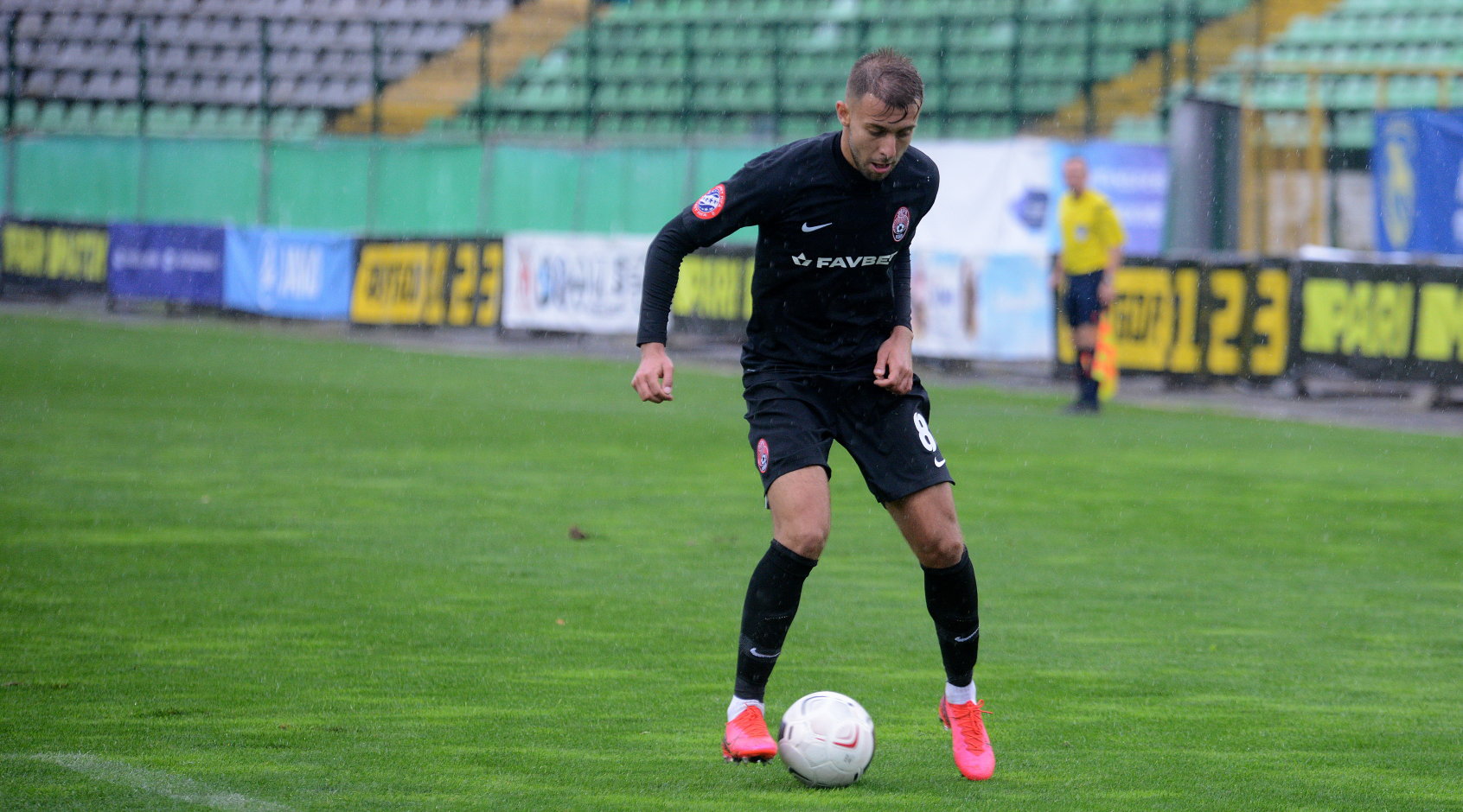 Можливий перехід Владлена Юрченка в "Зорю" заблоковано - джерело