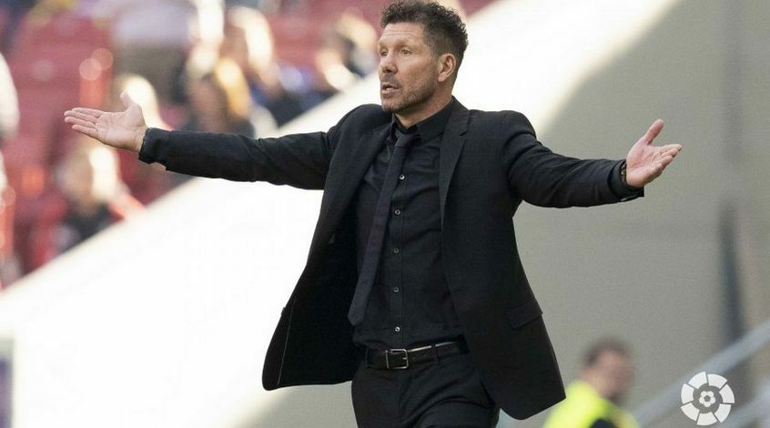 Simeone Enfrenta un Desafío Urgente de Transferencia Mientras Liverpool ...