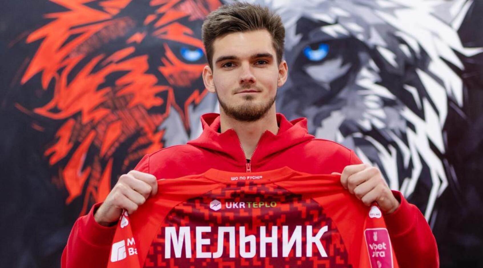 "Верес" подписал защитника. Он теперь самый высокий в клубе