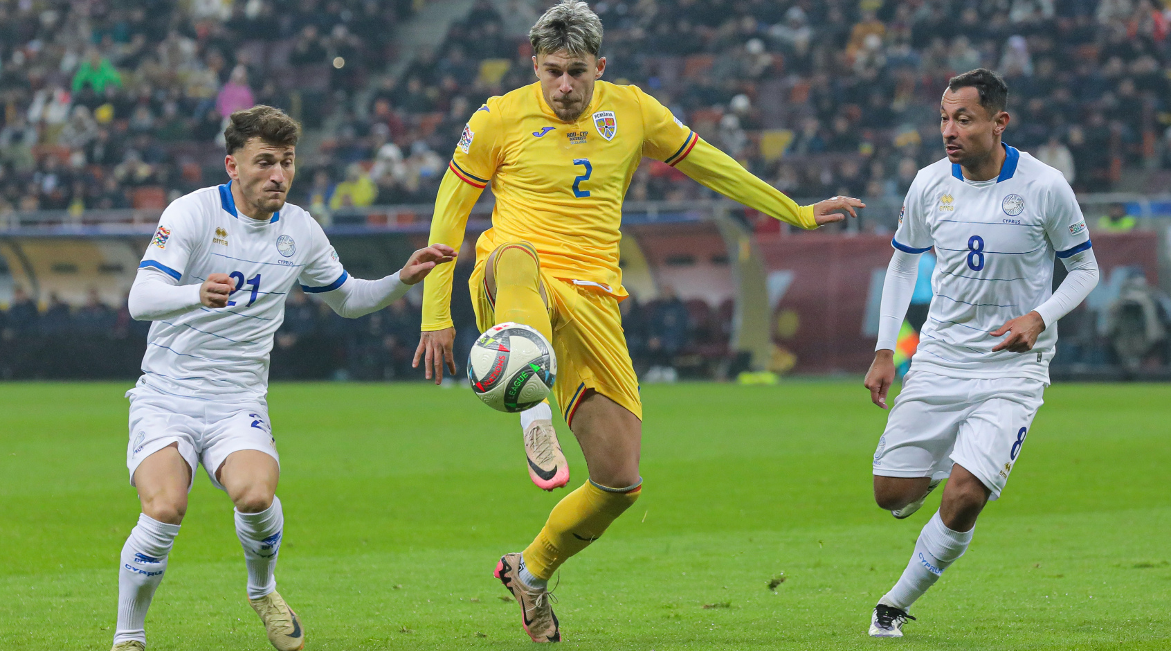 Barcelona's Transfer Dilemma: Ratiu Under Scrutiny as Right-Back ...