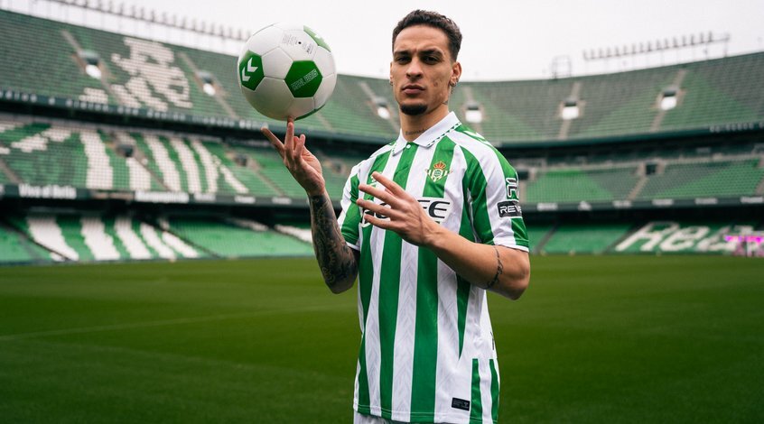 Антоні підтвердив, що відмовився переходити до "Баварії"